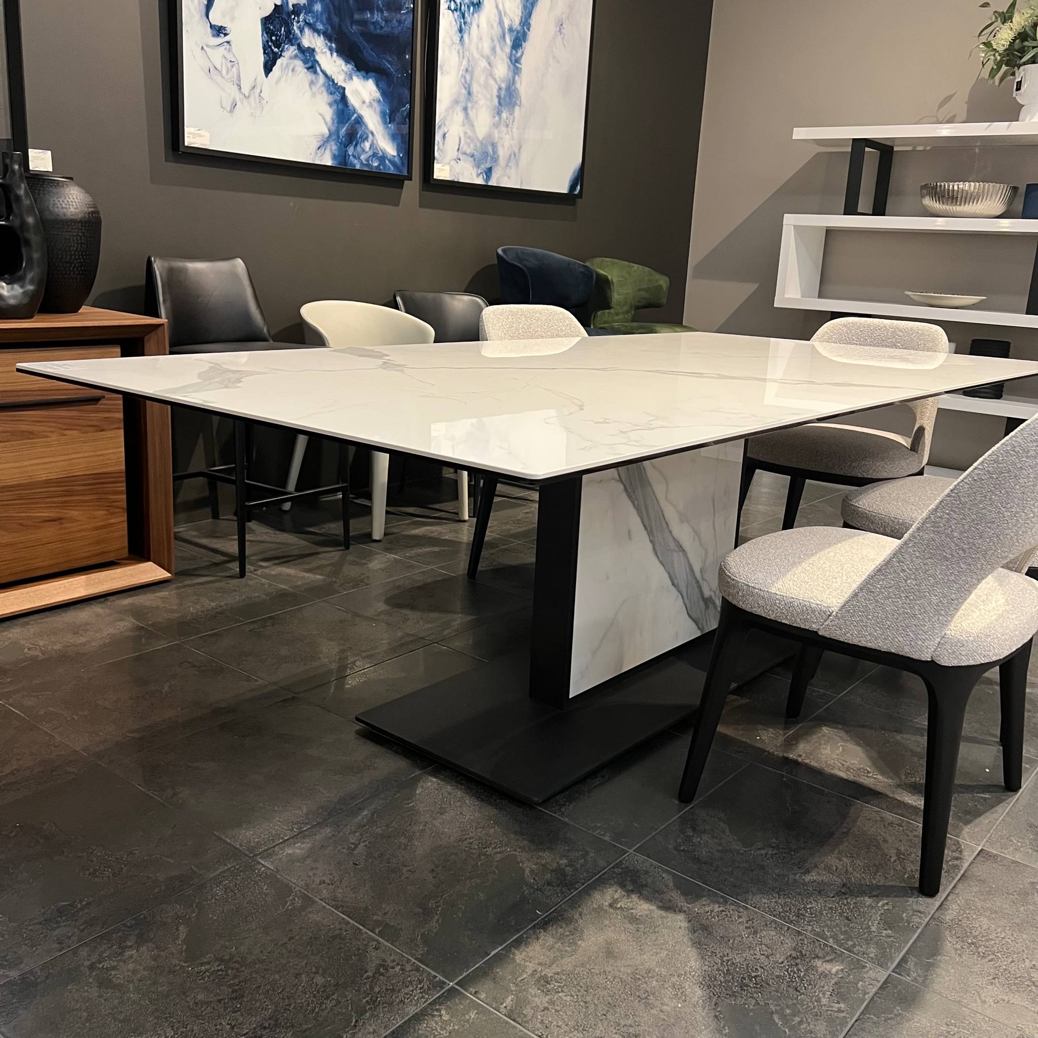Cali Dining Table Clearance – Gainsville