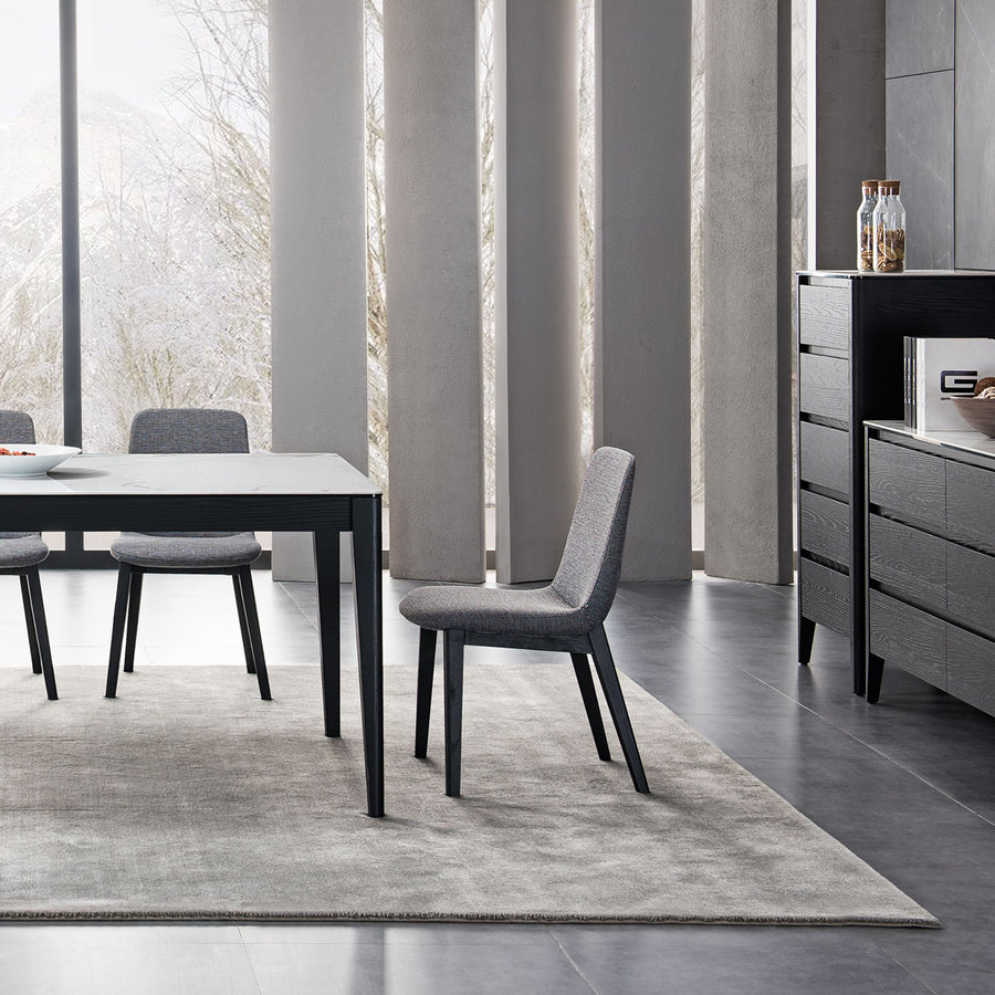 Stylish Alaska Dining Table: Black Oak & American Walnut – Gainsville