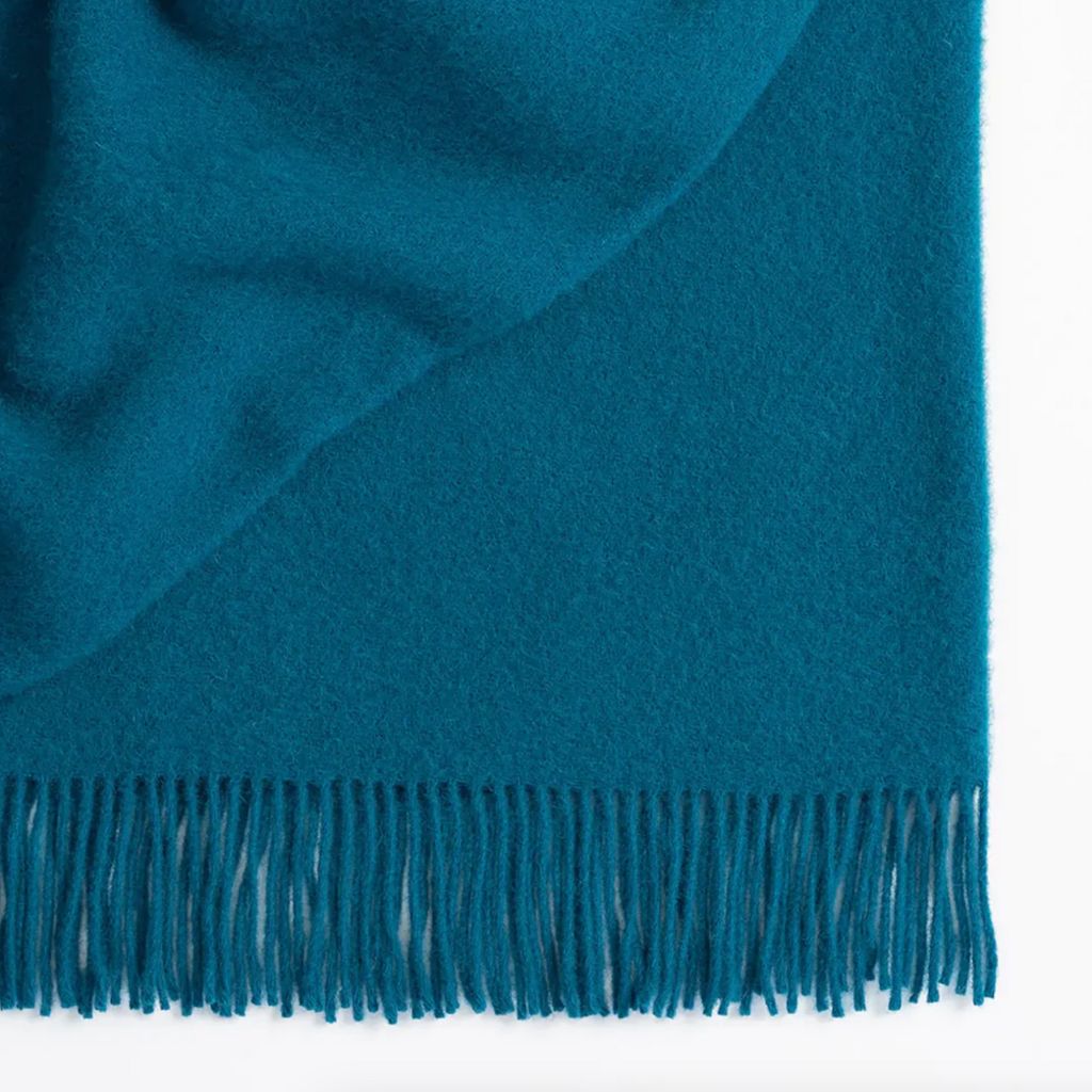 Nevis Throw Turquoise | Gainsville Furniture