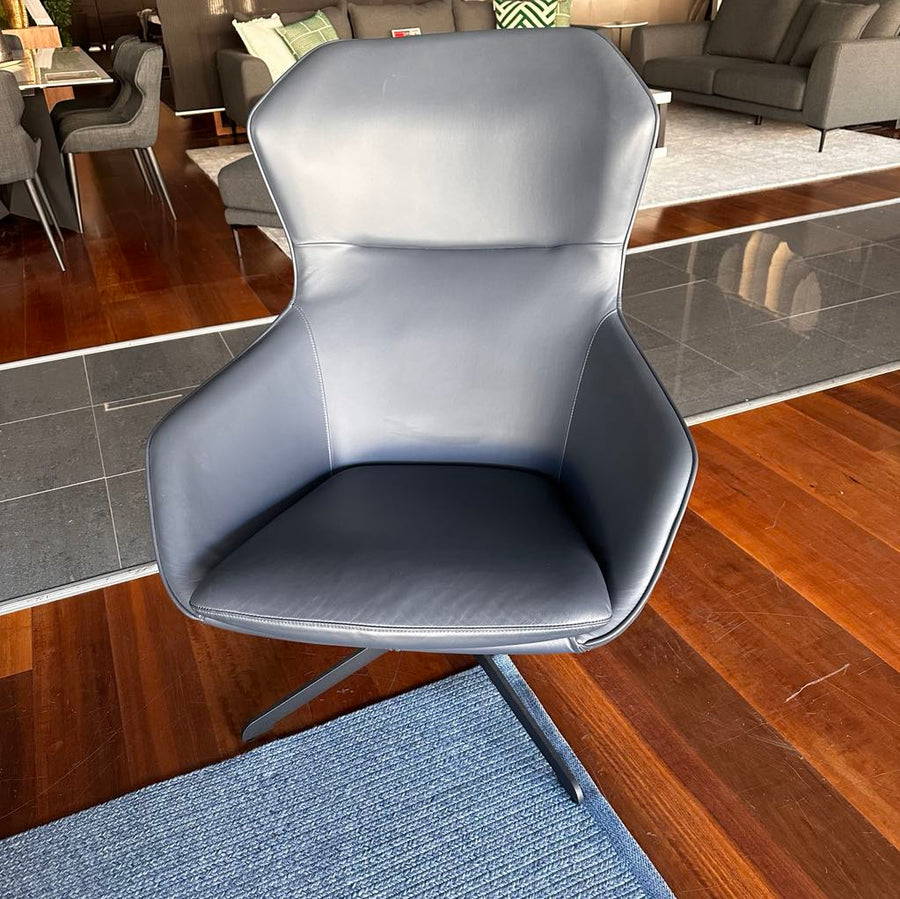 Maria Chaise Lounge – Gainsville